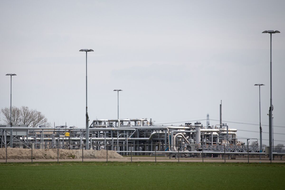 Dutch Groningen Field May Pump More Gas Than Planned in 2022 - Bloomberg