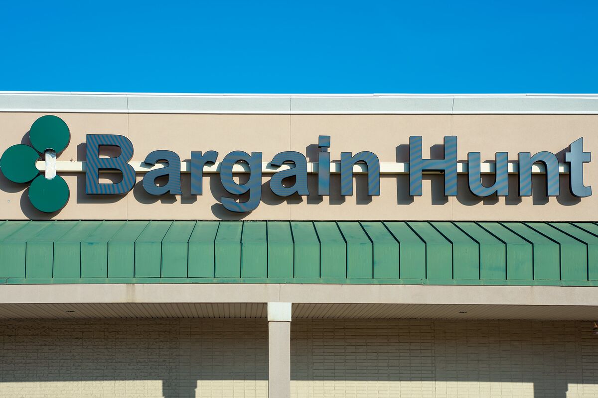 Discount Retailer Bargain Hunt Files for Bankruptcy - Bloomberg