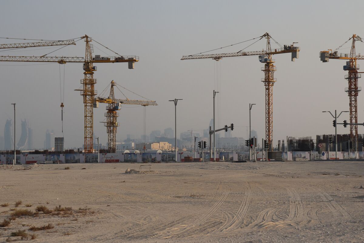 Gulf Thaw May Boost Qatar’s Non-Oil Economy, Fitch Says - Bloomberg