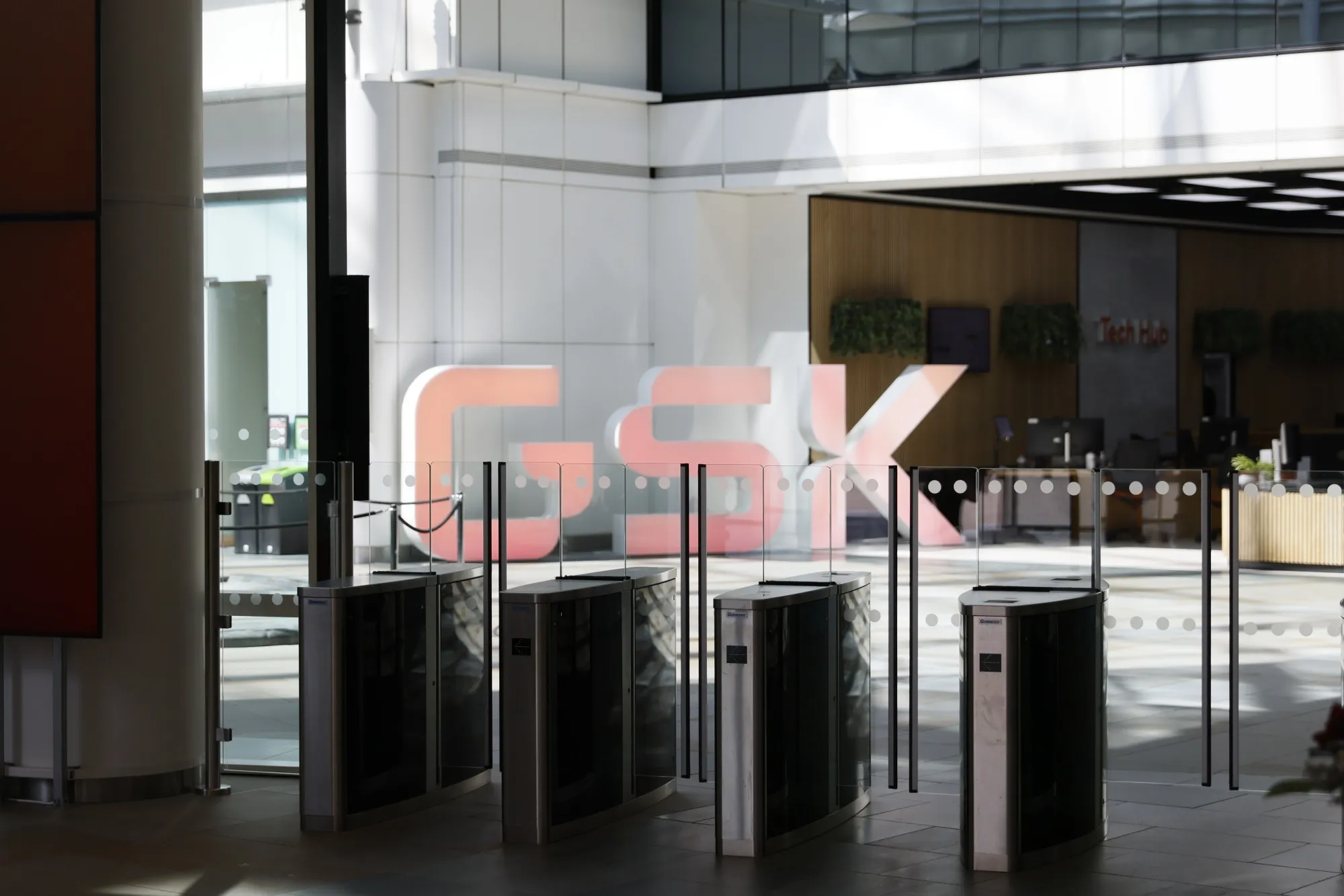 GSK Shares Rise as Court Decision on Zantac Evidence Reviewed - Bloomberg