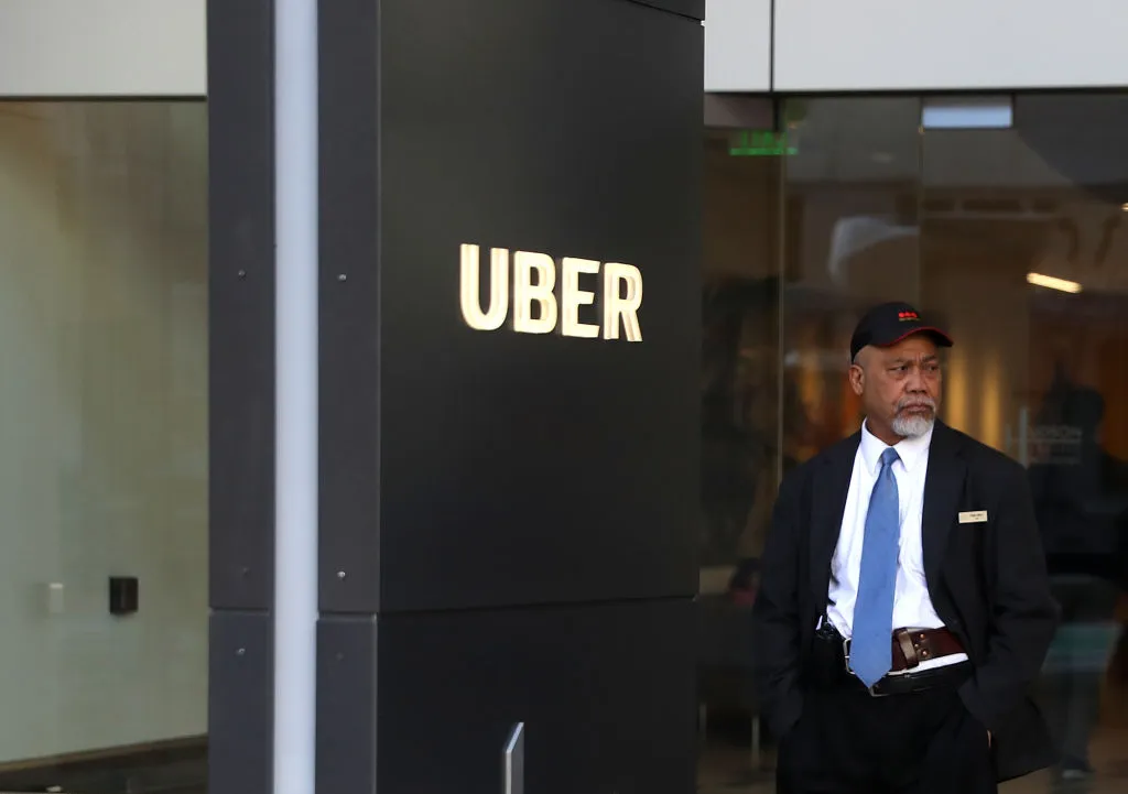 Uber Looks Great When the Police Barge In - Bloomberg