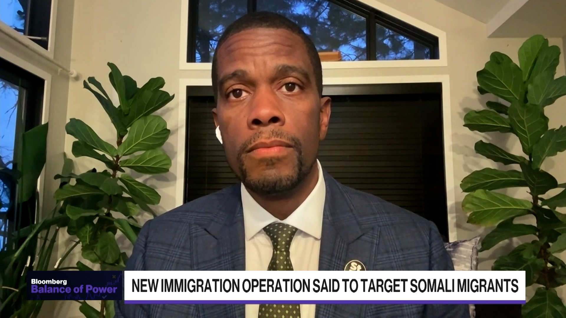 Watch Scary Time Right Now: Mayor Carter on ICE Deployment - Bloomberg