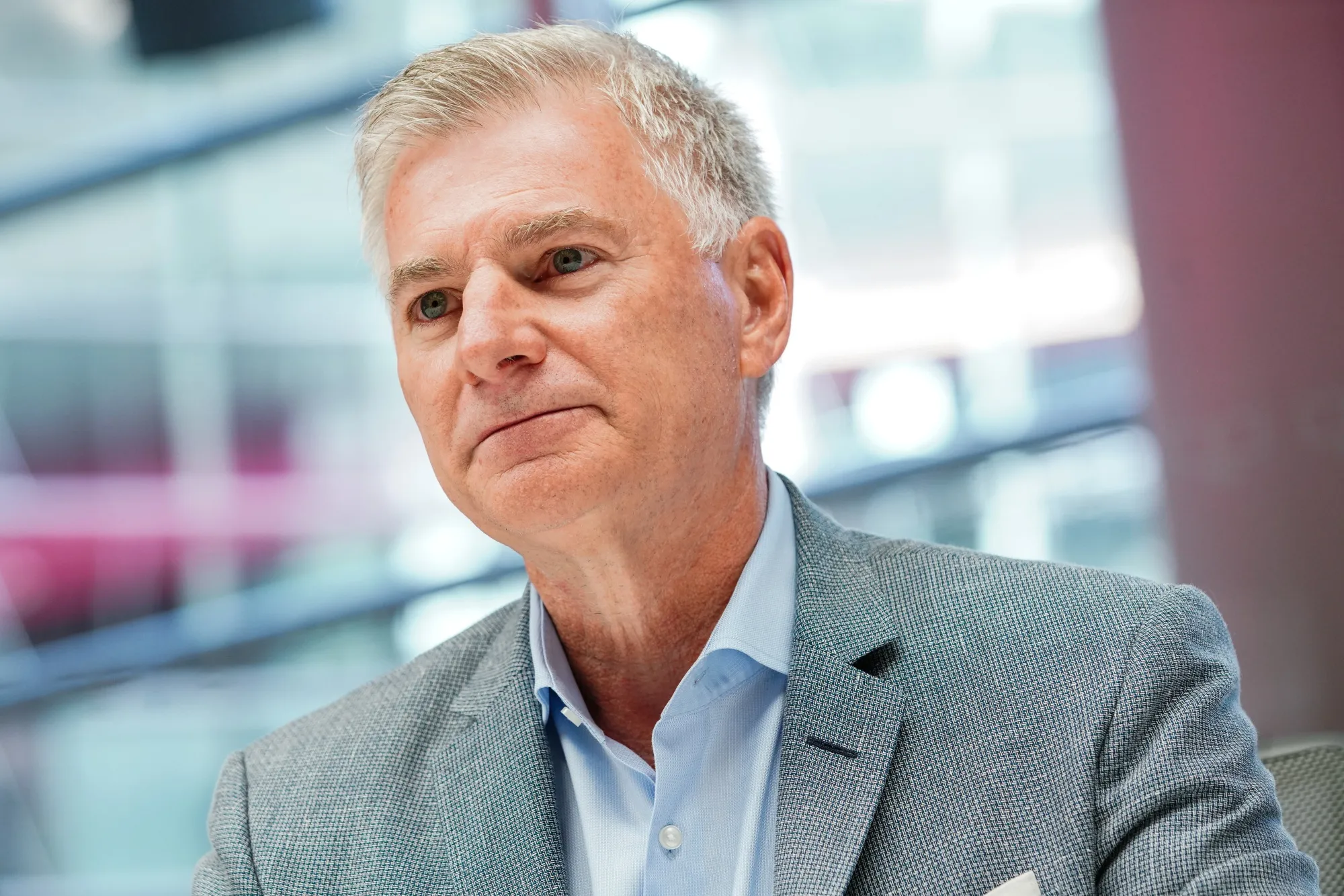 Southwest Airlines (LUV) CEO Bob Jordan's Bonus Rose Even After Pledge ...