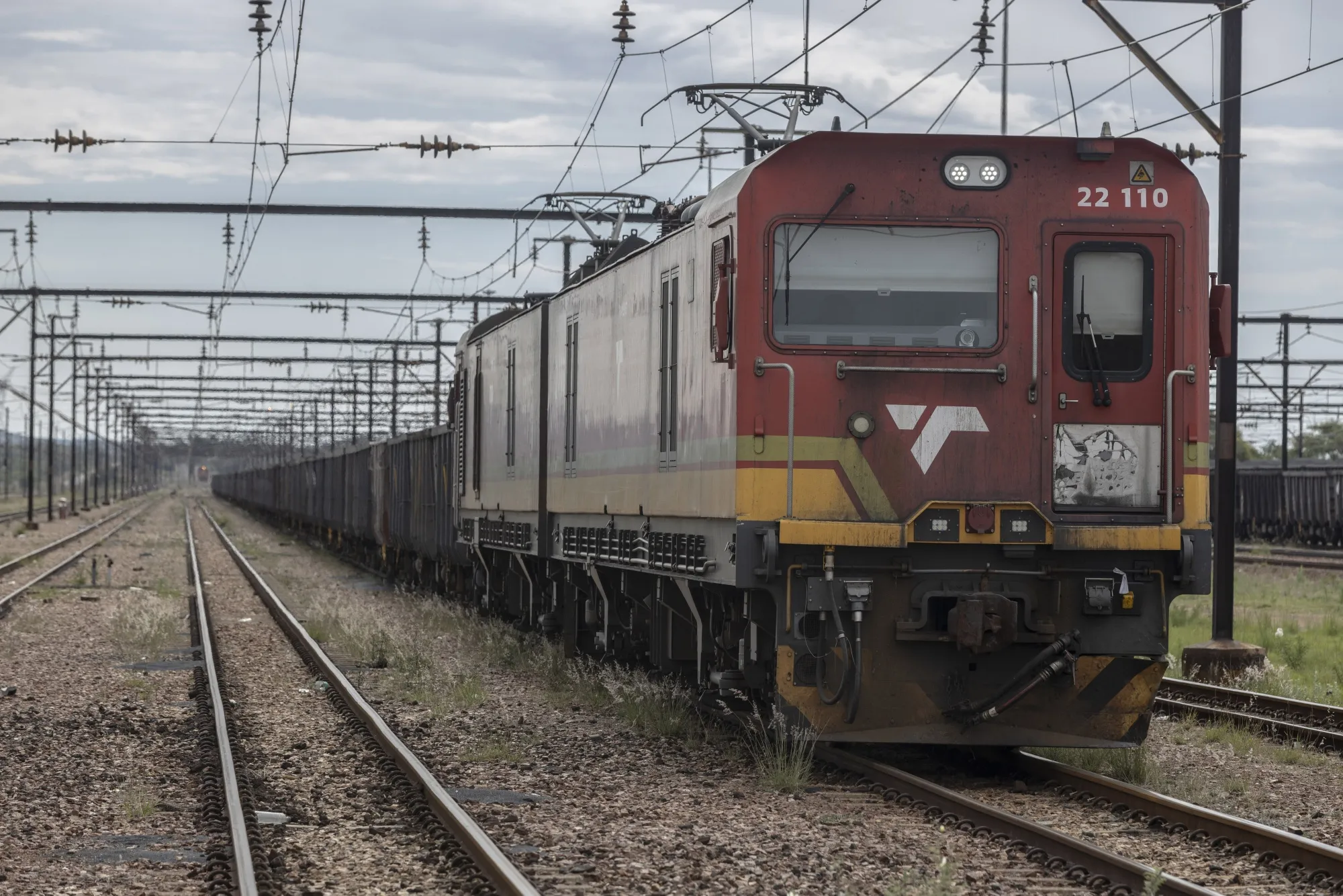 South Africa’s Transnet Still Short of 2024 Coal-Rail Target - Bloomberg