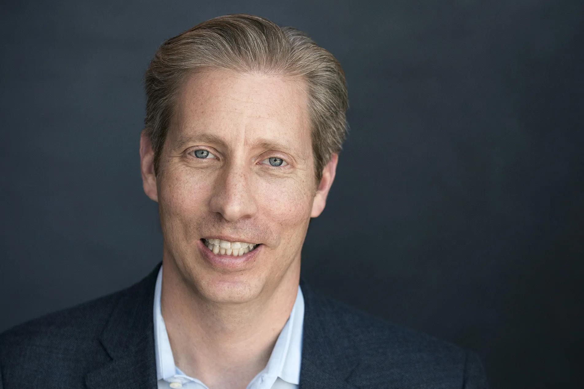 Facebook Key Business Executive David Fischer to Depart - Bloomberg