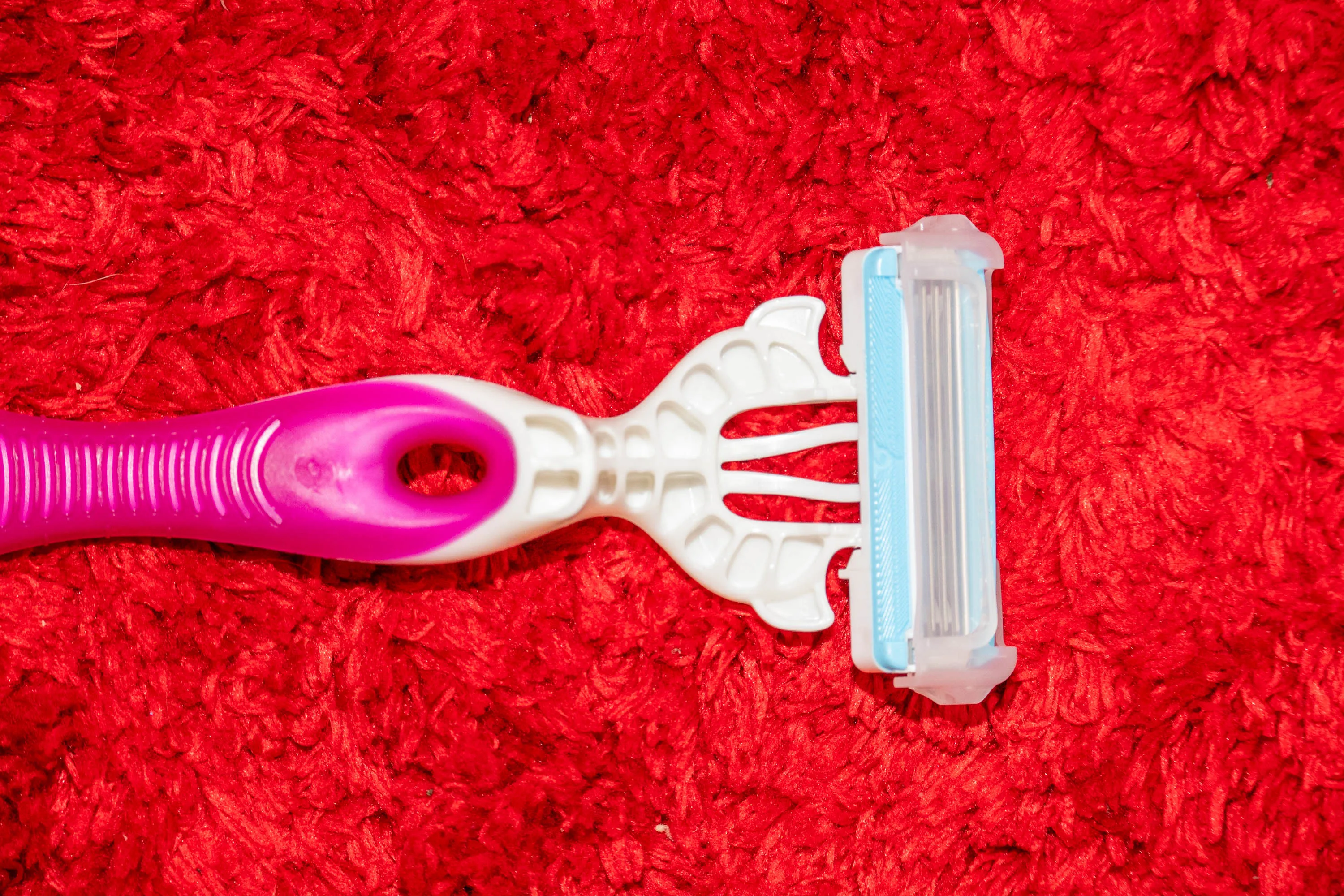 Schick Razor Owner Edgewell (EPC) is Using Less Plastic in Handles to ...