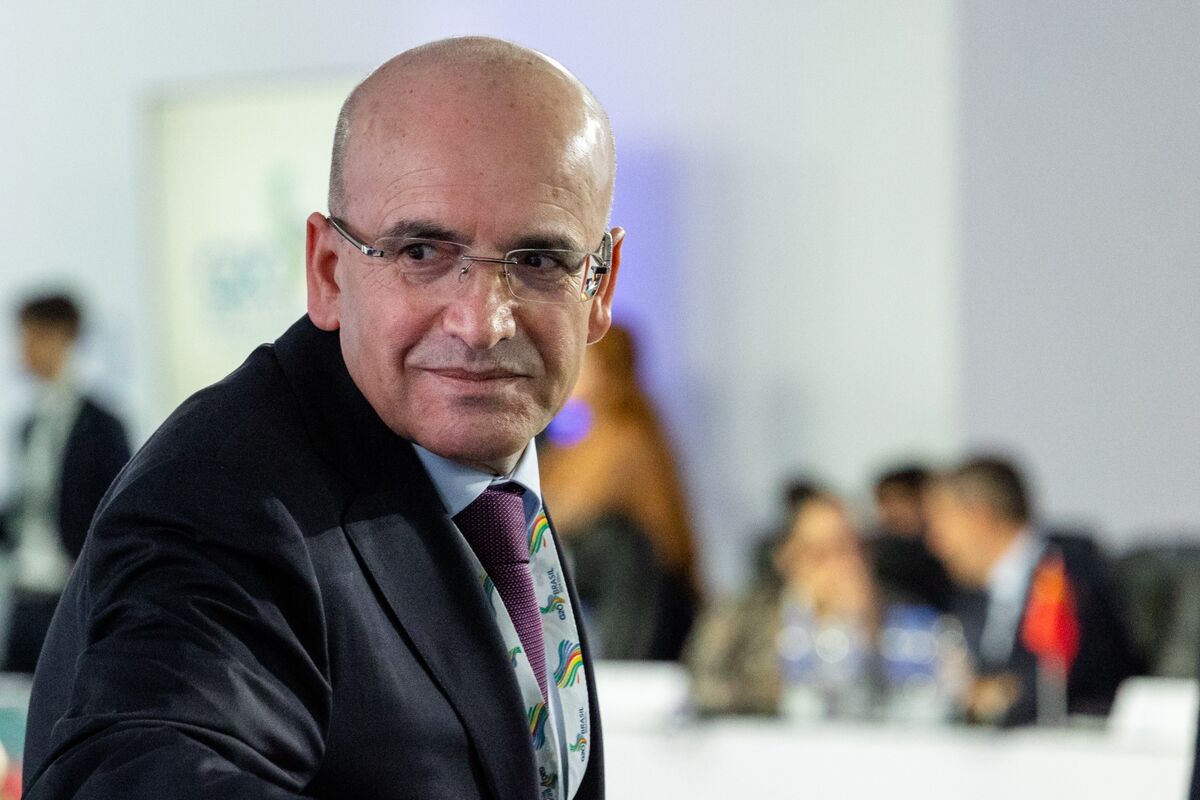 Turkey Central Bank Thinks Tightening Adequate, Simsek Says - Bloomberg