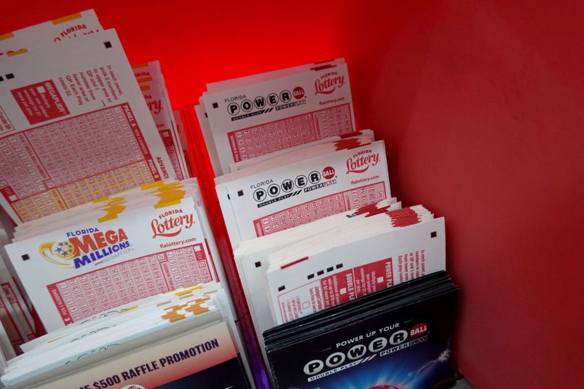 Powerball Jackpot Jumps To 975 Million After Another Drawing Without A