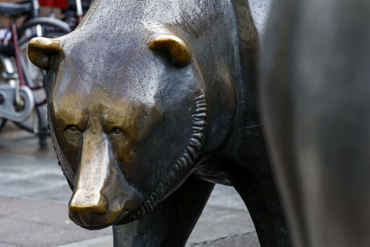 A $645 Billion Manager Says Calling the Bottom Is ‘A Mug’s Game ...