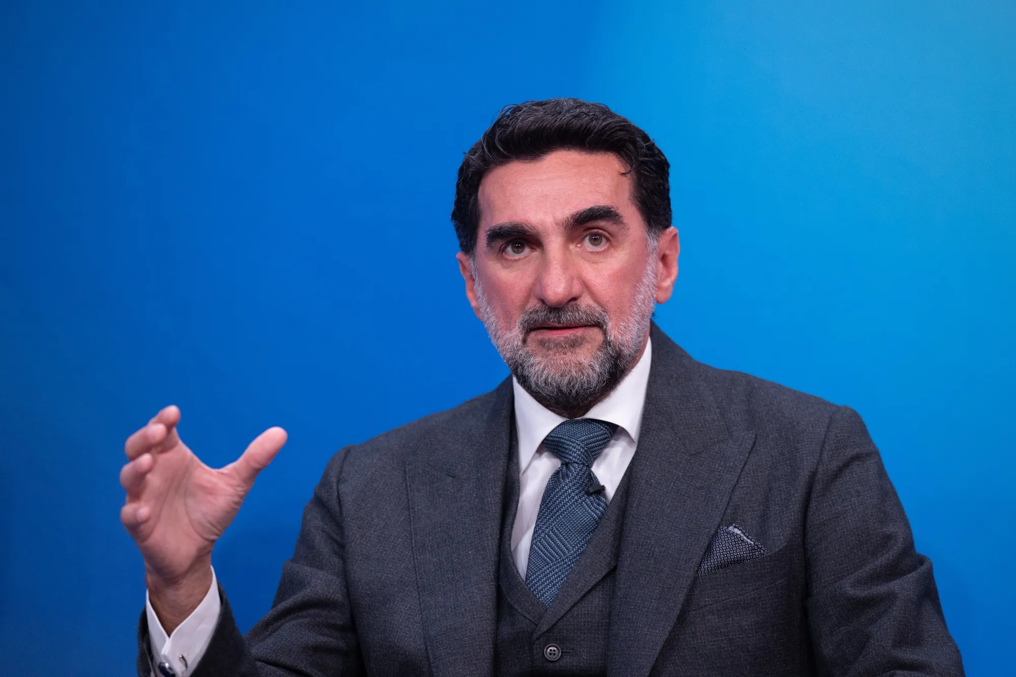 Saudi Wealth Fund Sees More US Investments Under New Trump Term - Bloomberg