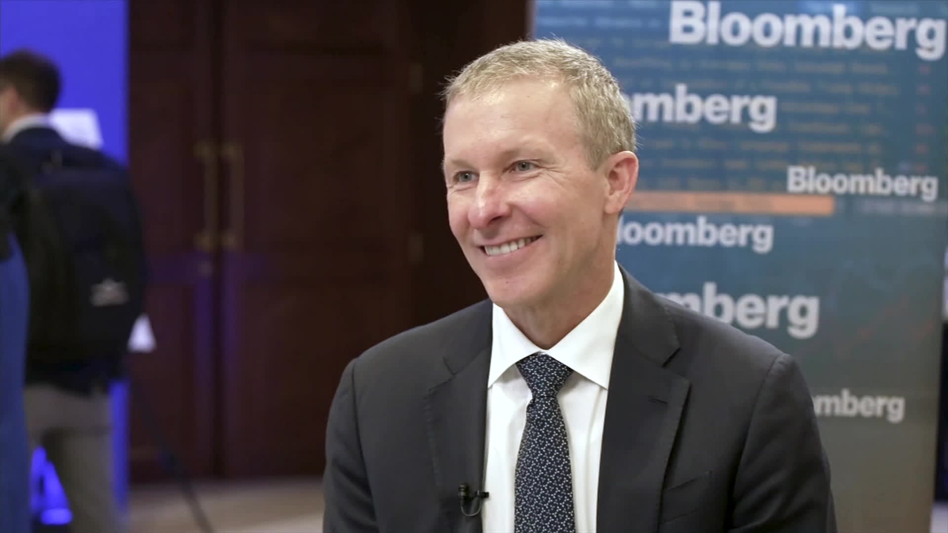 Watch Top Priority Is More Slots at JFK: United Airlines CEO - Bloomberg