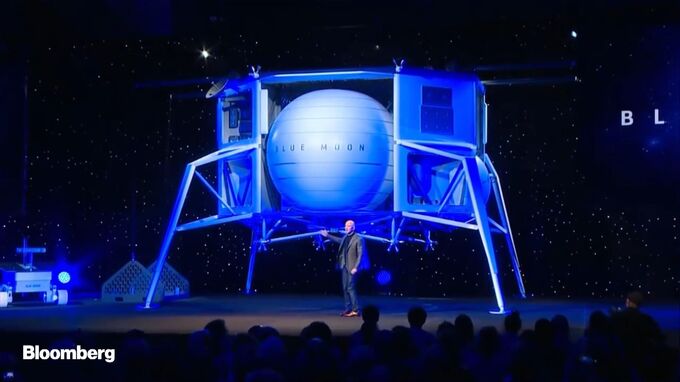 Jeff Bezos Reveals Blue Origin’s Moon Mission and Lunar Lander - Bloomberg