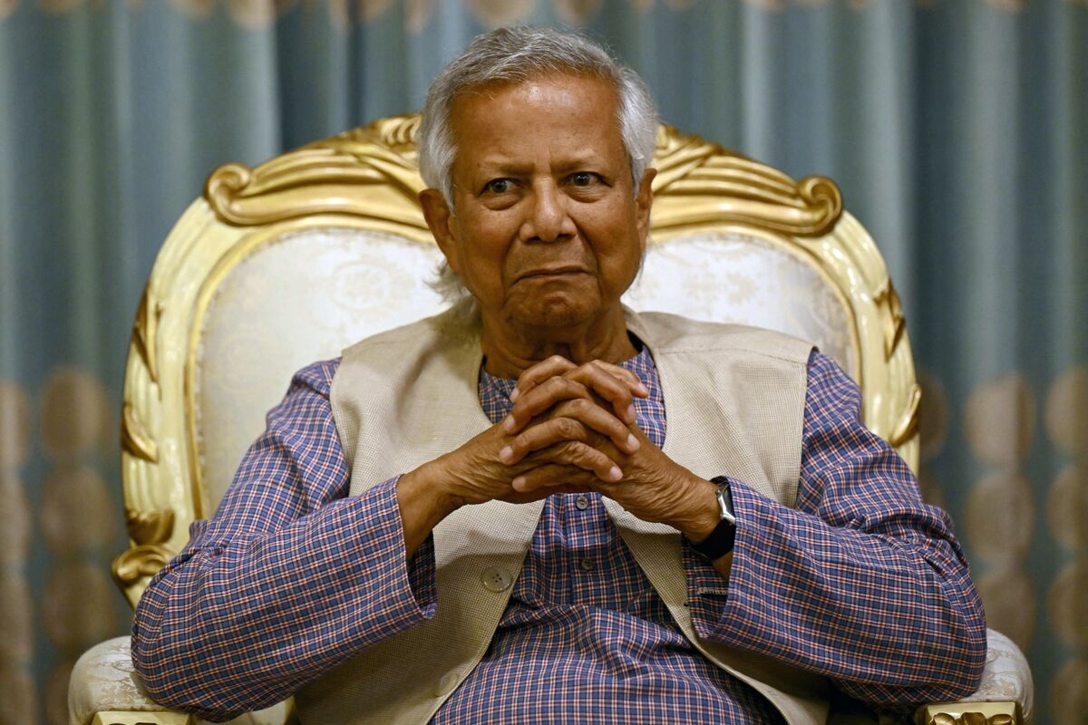 India's Modi Speaks to Bangladesh’s Yunus, Raises Minorities’ Safety ...