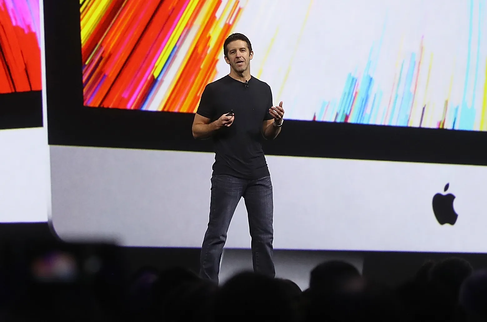 Apple Hardware Chief John Ternus Now Overseeing Design; Tim Cook CEO ...