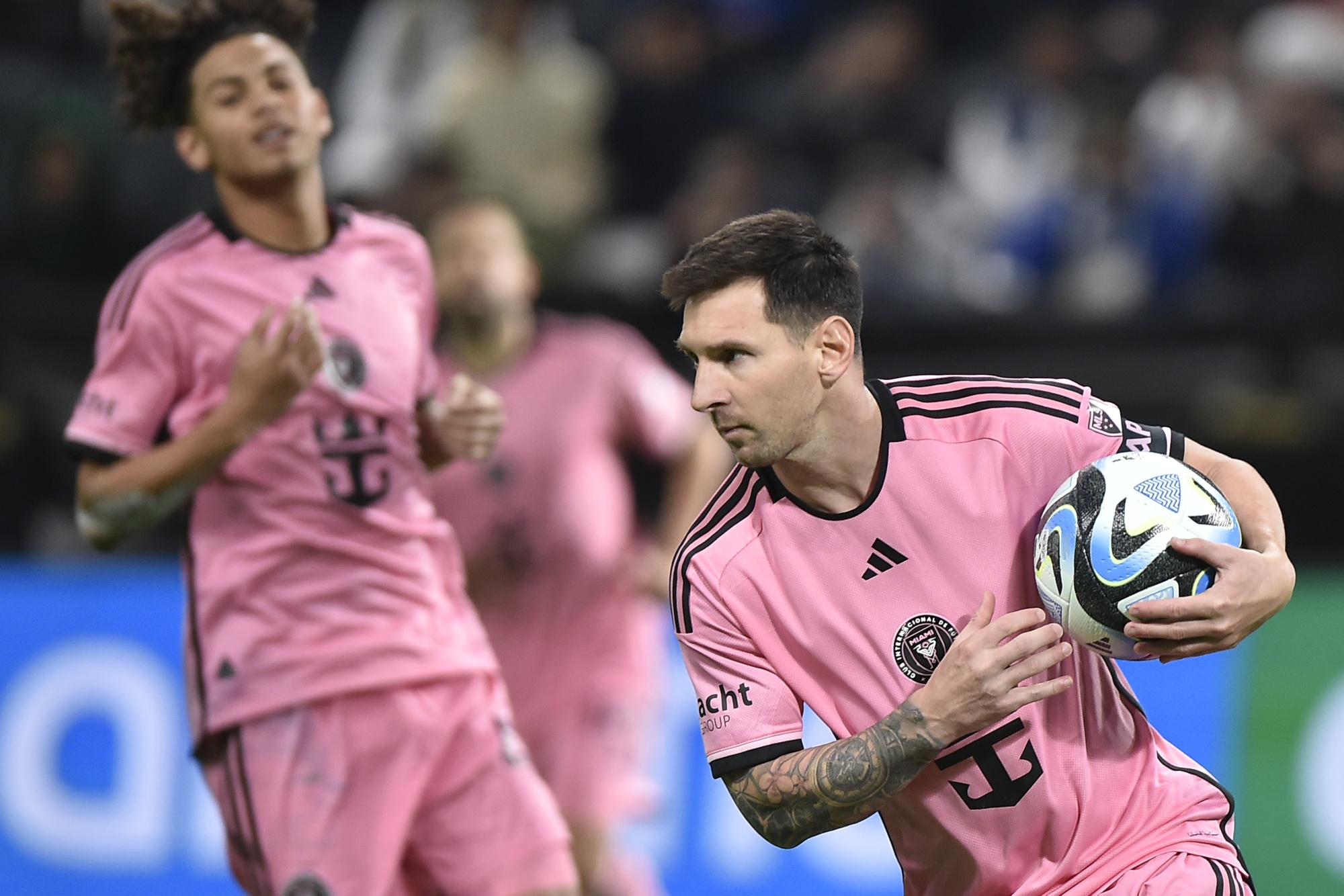 Messi and Inter Miami lose to Saudi Arabian team Al-Hilal - Bloomberg