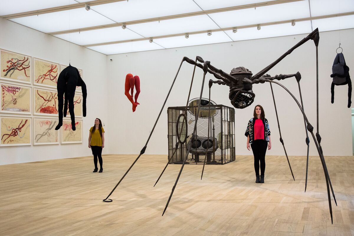 Tour the Tate Modern's New $372 Million Wing - Bloomberg