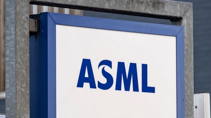 ASML、1－3月受注が予想下回る－最先端装置の需要低迷 - Bloomberg