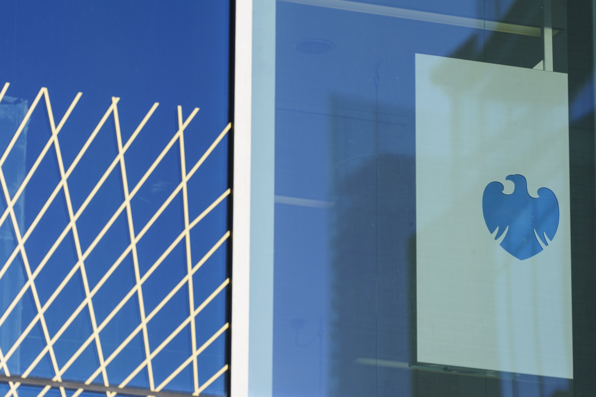 Barclays CEO Addresses Dealmaker Exits in Virtual Town Hall - Bloomberg