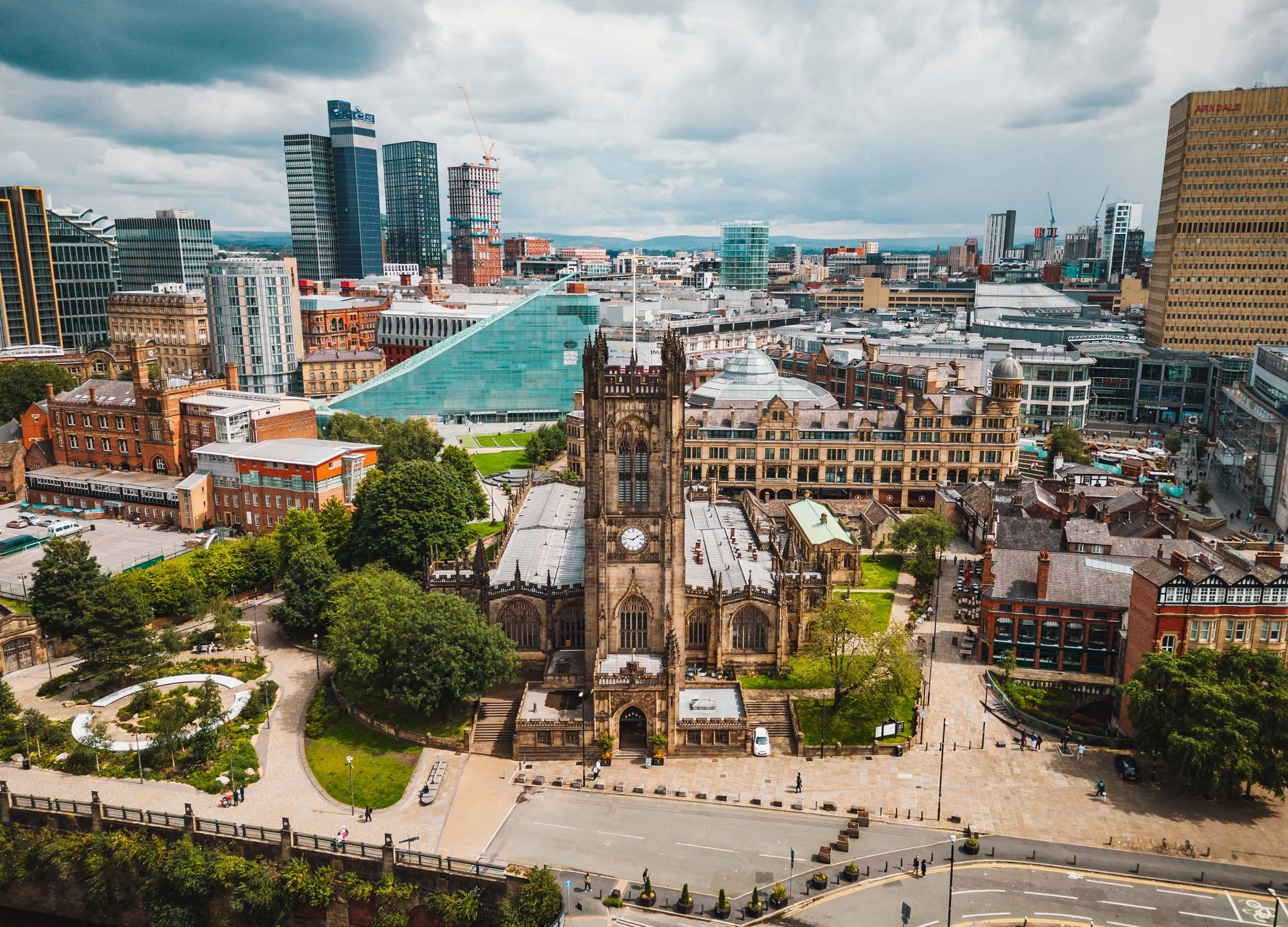 Manchester UK Travel Guide: Tips for a Perfect Day in Town - Bloomberg