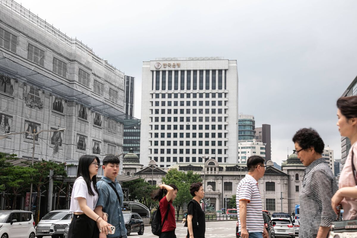 Bank of Korea (BOK) to Consider Rate-Cut Timing While Keeping Policy ...