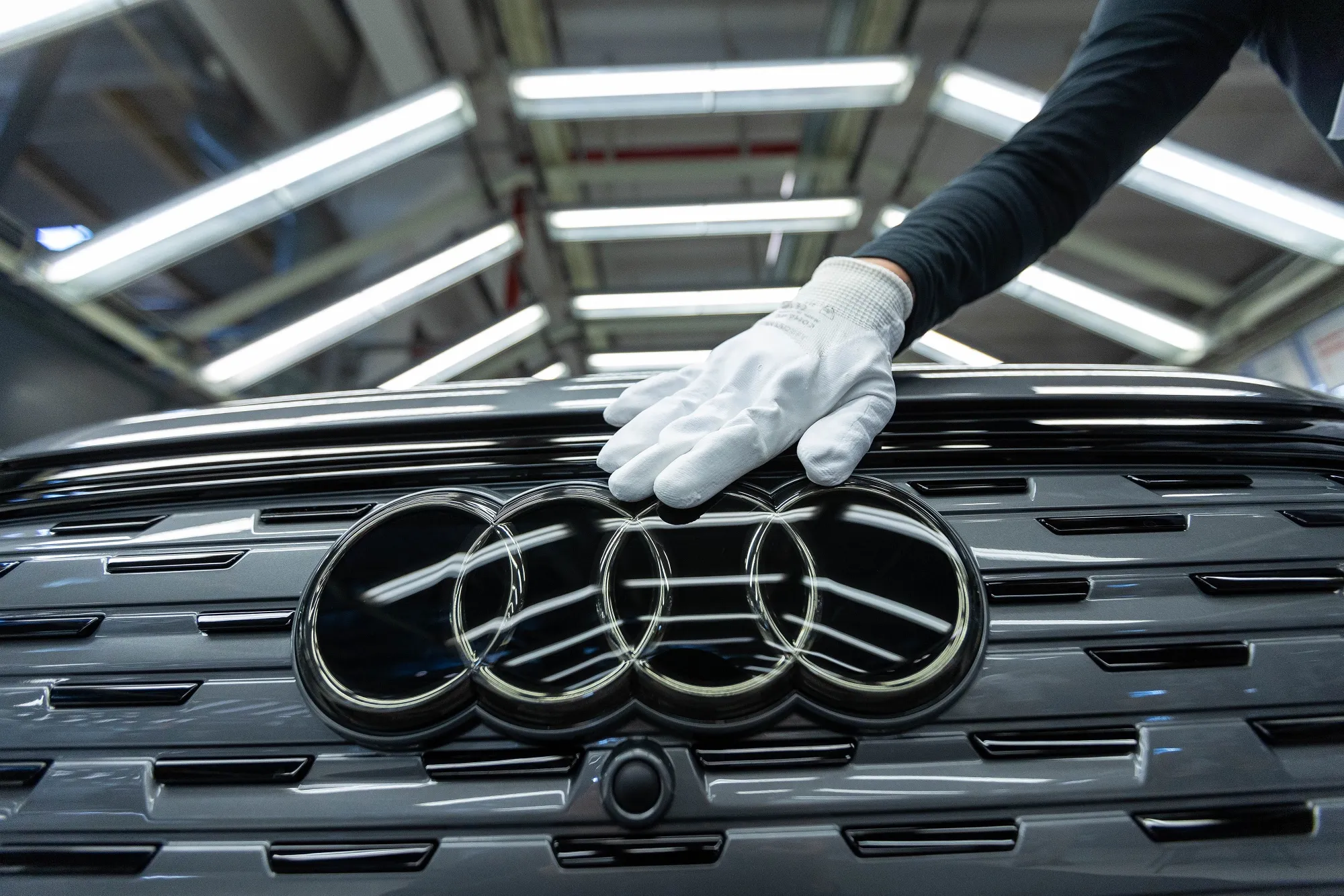 Audi Bets on Premium Demand Withstanding Price Hit on Customers - Bloomberg