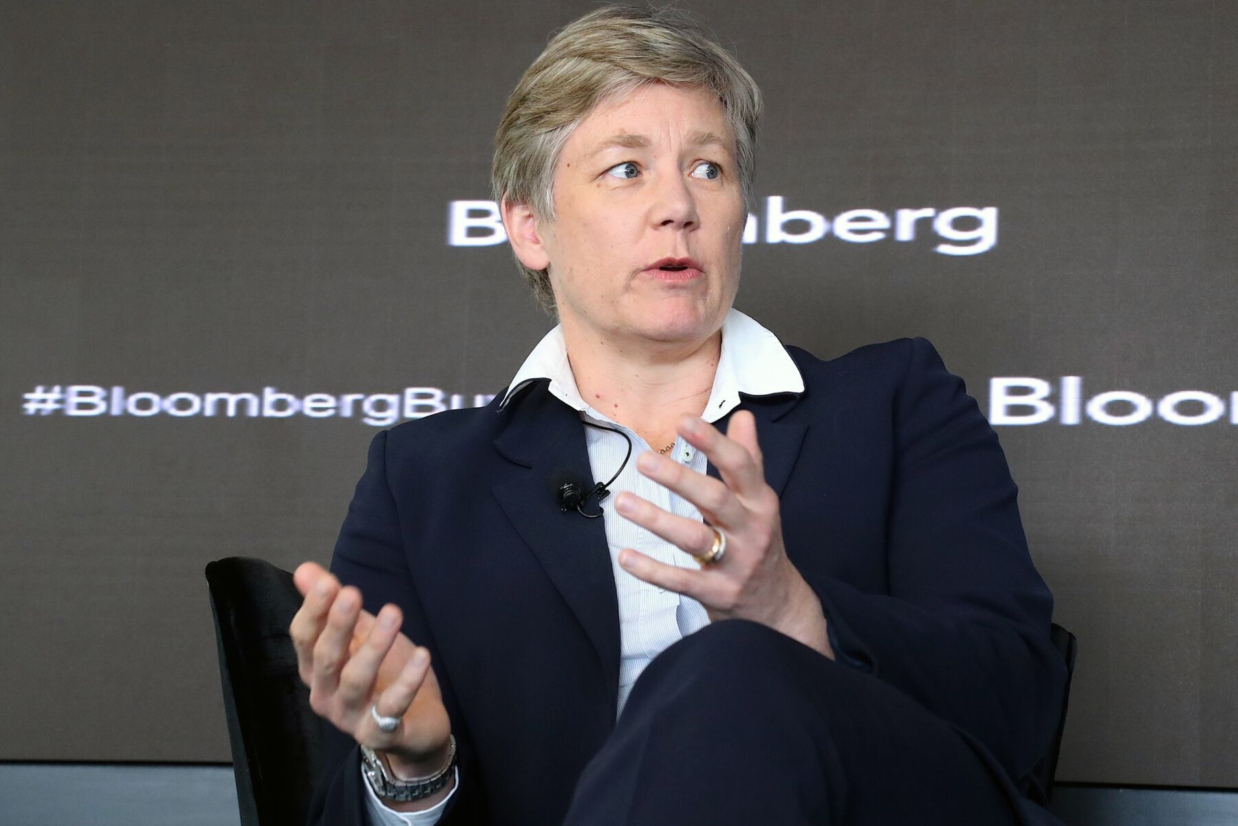 Australian Bonds Look Vulnerable to RBA’s Softer Bias, Auld Says ...