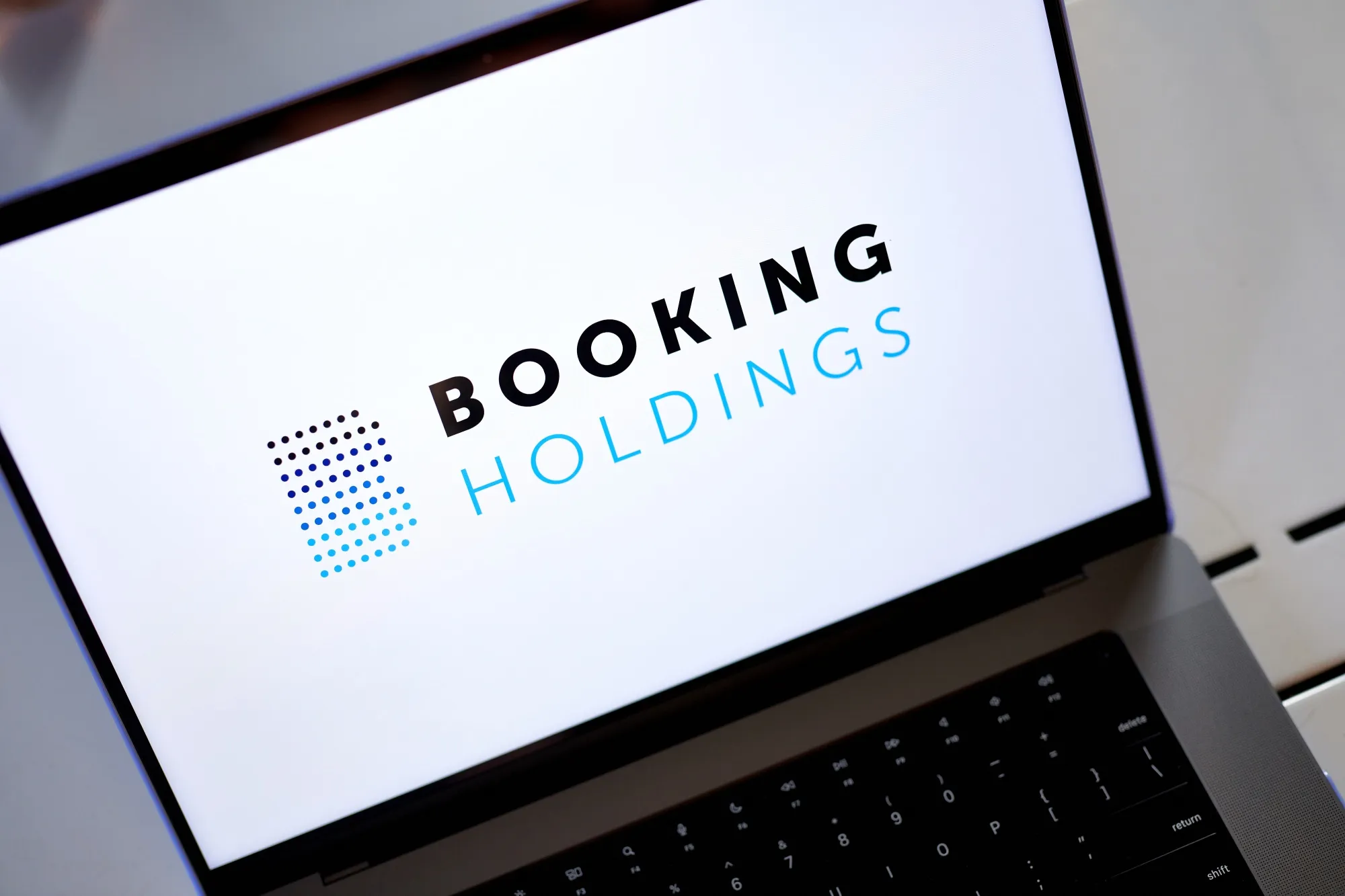 Booking Holdings (BKNG) Shares Fall as Travel Reservation Forecast ...