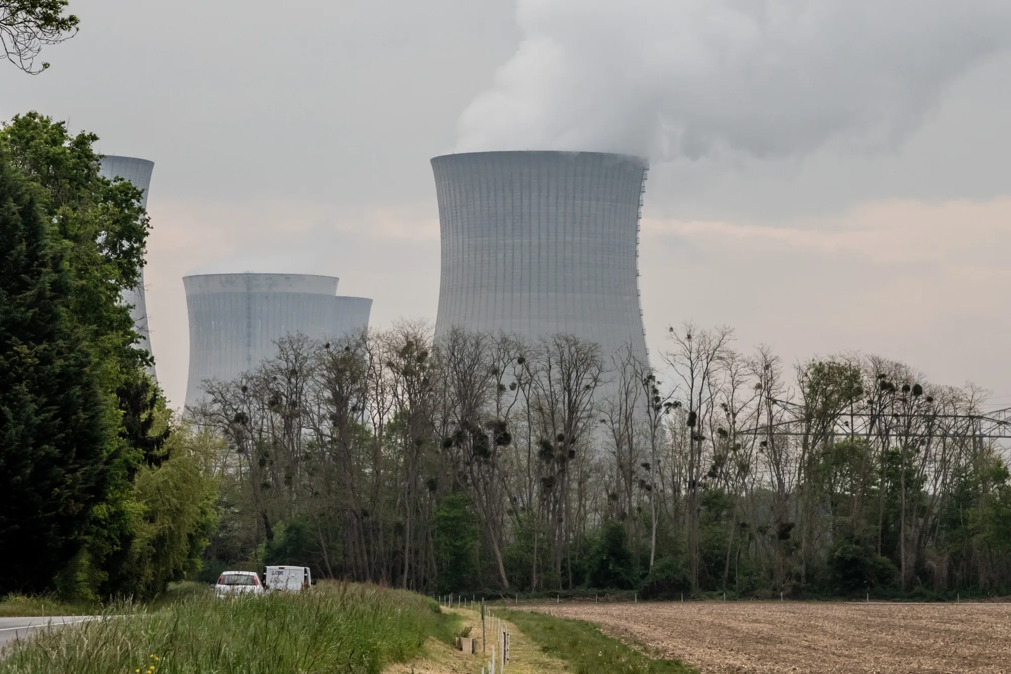 French Power Rises as EDF Reports Two Nuclear Reactor Failures - Bloomberg