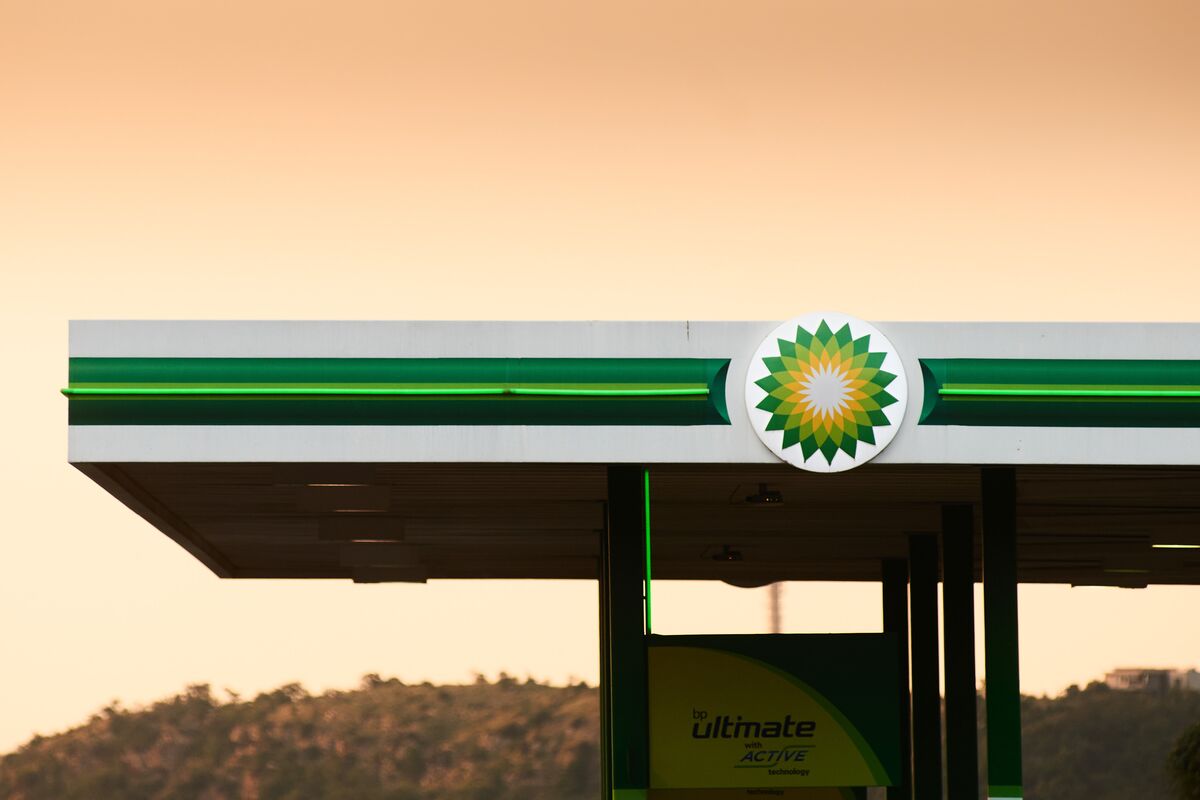BP Chairman Helge Lund to Step Down Amid Pressure from Activist ...