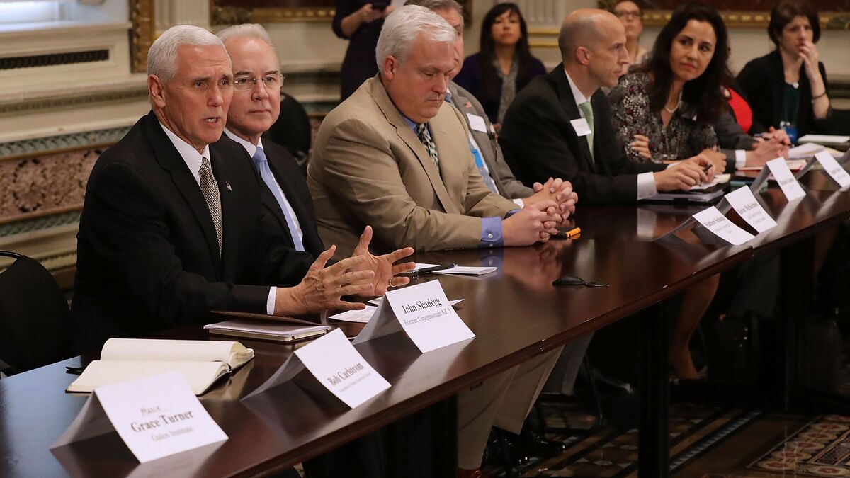 Pence Promises Kentucky Obamacare ‘Nightmare’ About to End - Bloomberg