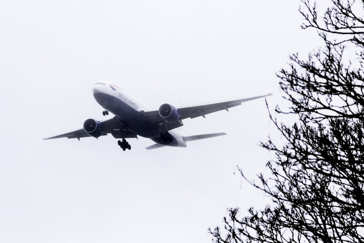 Heathrow Expansion Demands Scrutiny Over Scope, Not Just Cost - Bloomberg