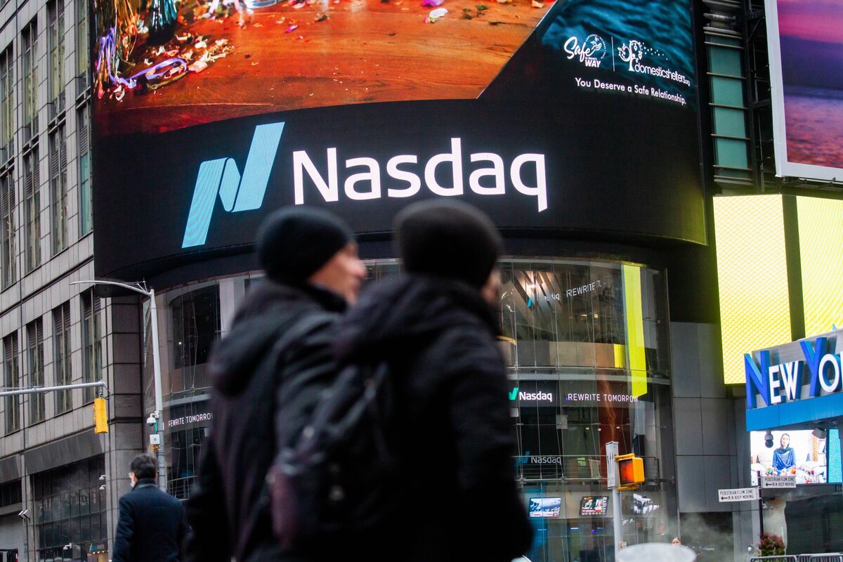Raging Nasdaq Selloff Nears $1 Trillion Weekly Loss - Bloomberg