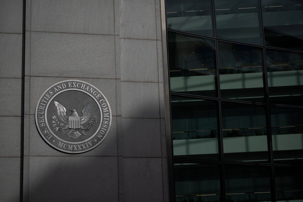 SEC’s Use of In-House Judges Will Get US Supreme Court Review - Bloomberg