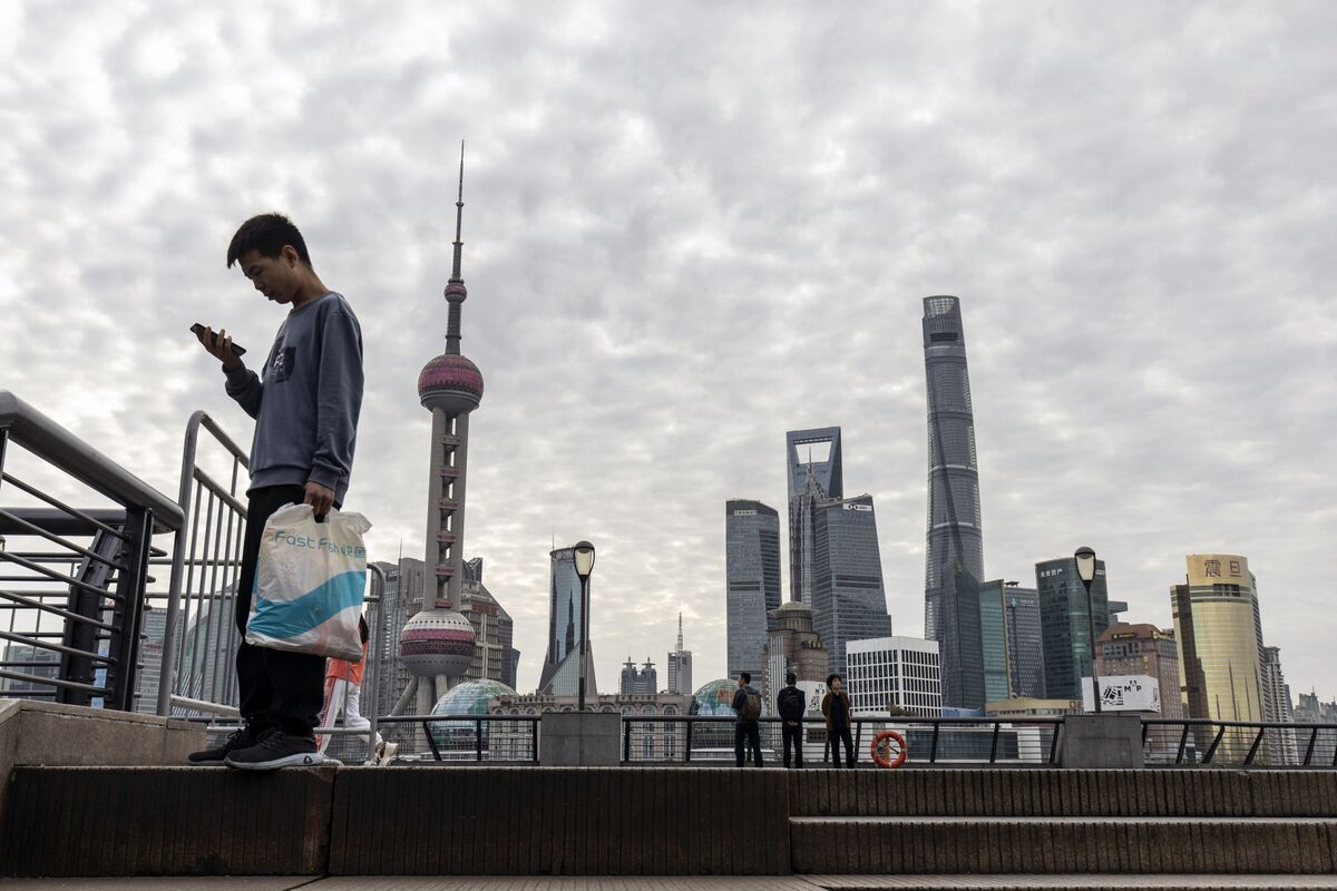 China Back In Deflation as Economic Recovery Remains Fragile Despite ...