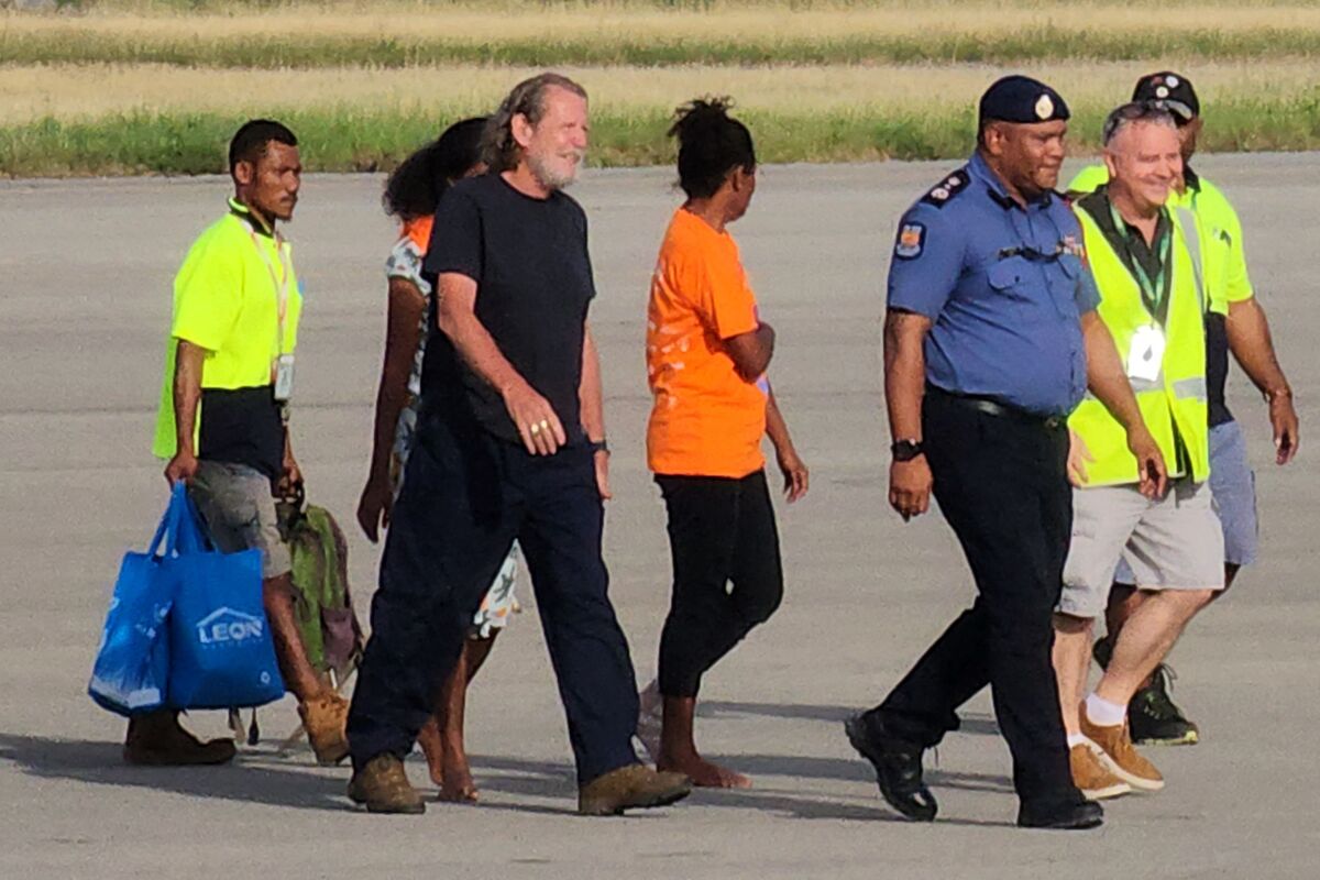 Archaeologist kidnapped in PNG to return to Australia - Bloomberg