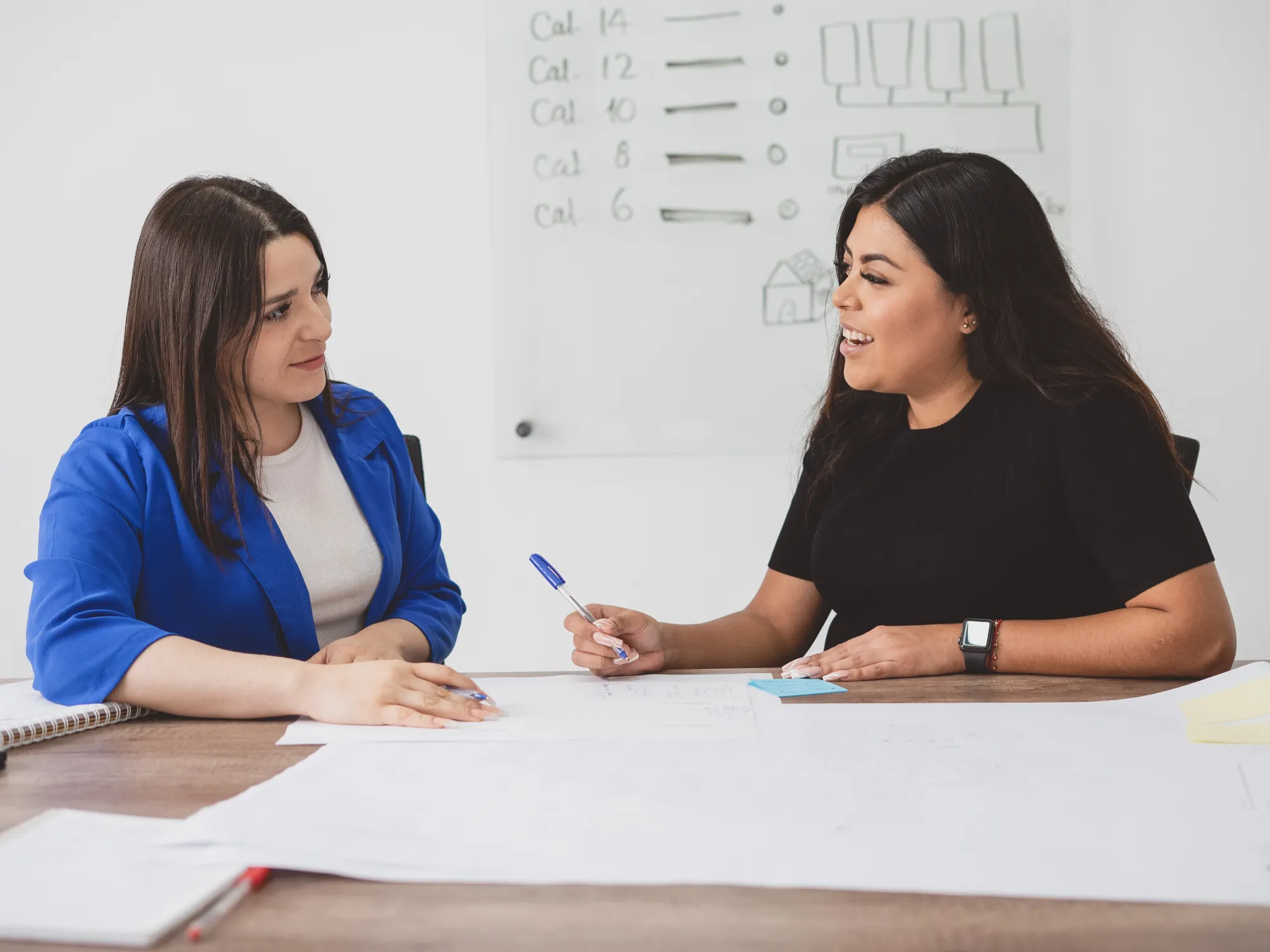 Workplace Friendships Are Worth the Occasional Awkwardness - Bloomberg