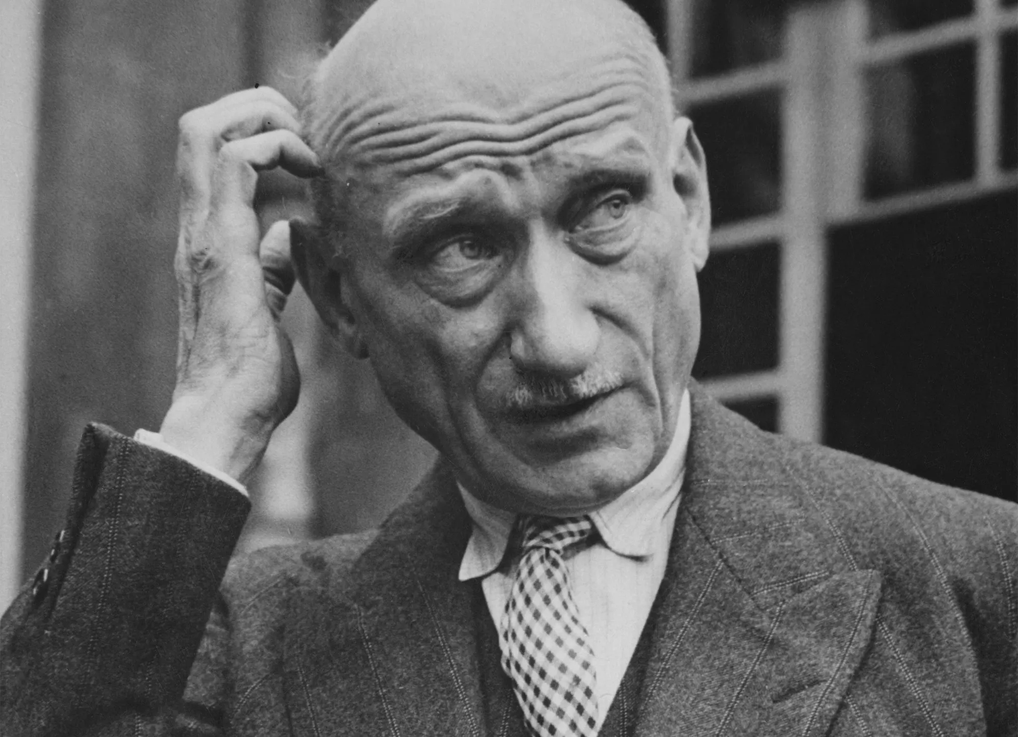 An Architect of European Unity Moves Ahead on Sainthood Path - Bloomberg