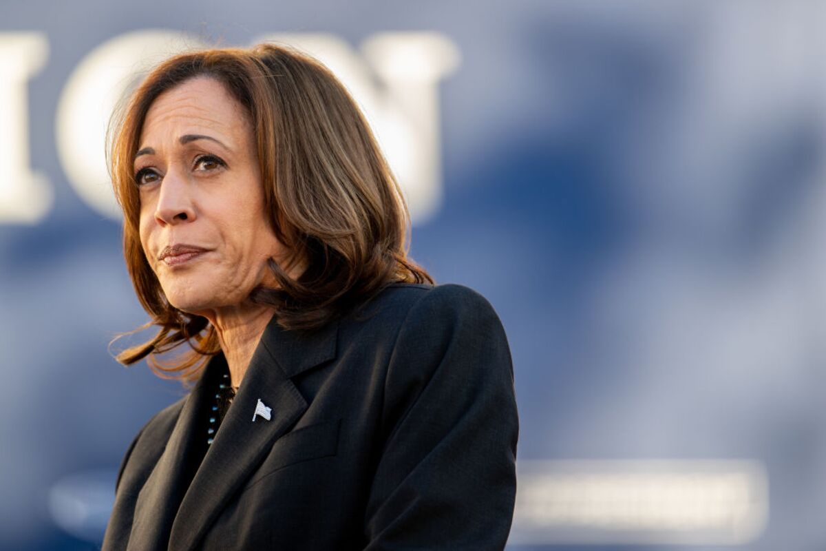 Kamala Harris Likely to Pick from Rising Stars For Running Mate - Bloomberg