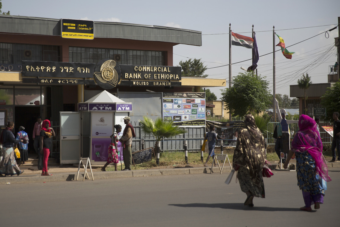 Ethiopia to Keep Control of Its Banks as Other Sectors Open Up - Bloomberg