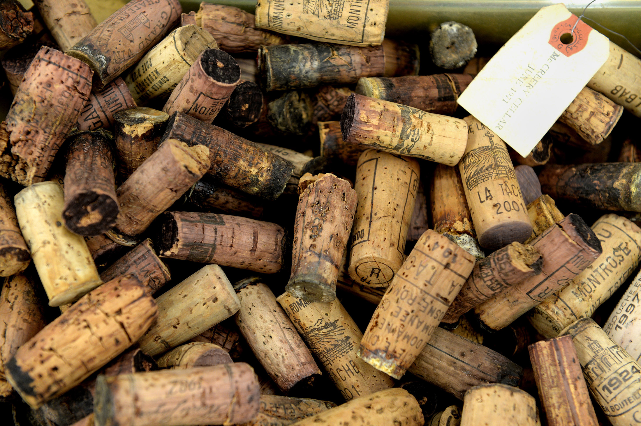 New Wine Fraud Website Will Help You Avoid Fake Bottles - Bloomberg