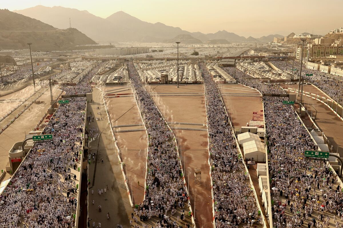 Hajj Heat Deaths: Saudi Arabia's Soaring Temperatures Endanger Pilgrims ...