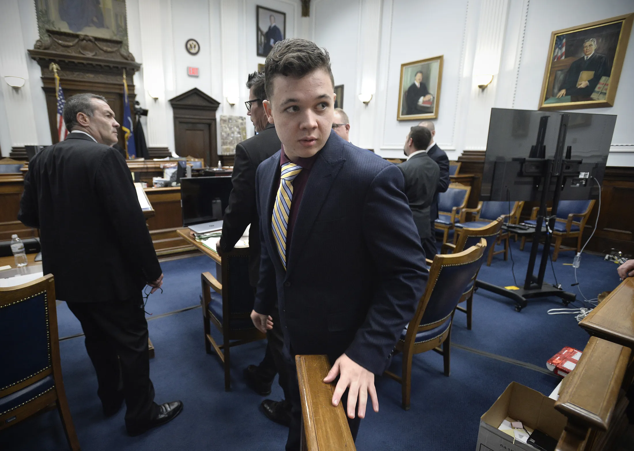 Kyle Rittenhouse Trial: Defense Rests Its Case; Closing Arguments ...