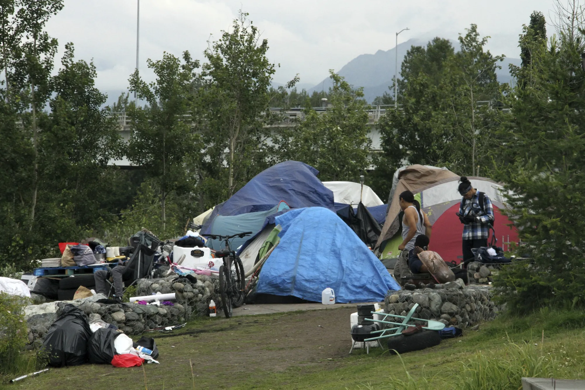 Anchorage scrambles to find enough housing for the homeless before the ...