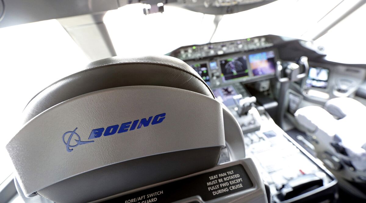 Boeing (BA), FAA Whistle-Blower Safety Issues Raised in Senate Report ...