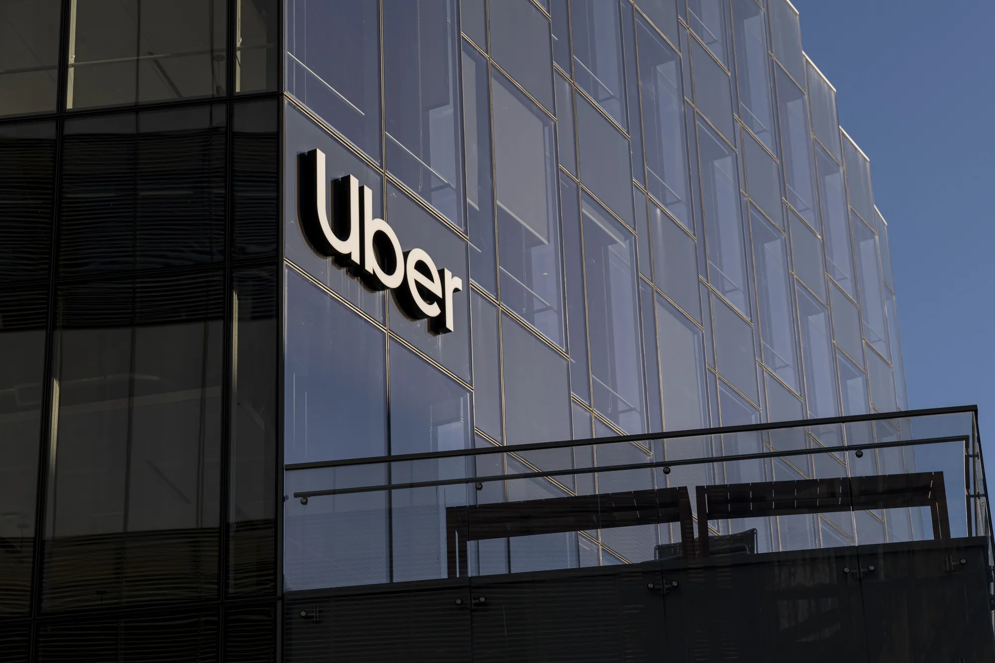 Uber Invests in SoftBank-Backed Self-Driving Software Firm Wayve ...