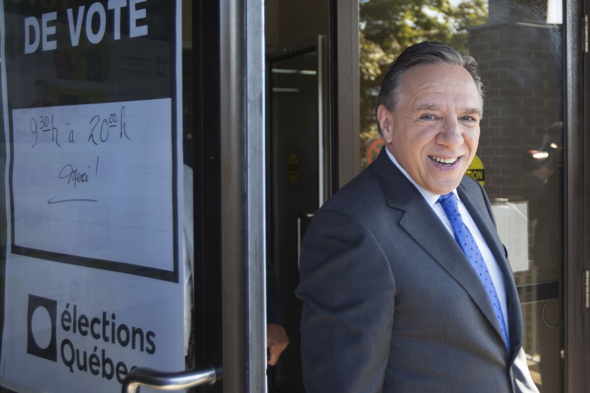 Quebec's Balanced Books Give Legault Room for Tax Breaks - Bloomberg