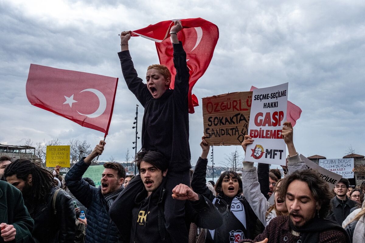 Turkey Deports BBC Reporter Mark Lowen Who Covered Istanbul Mayor ...