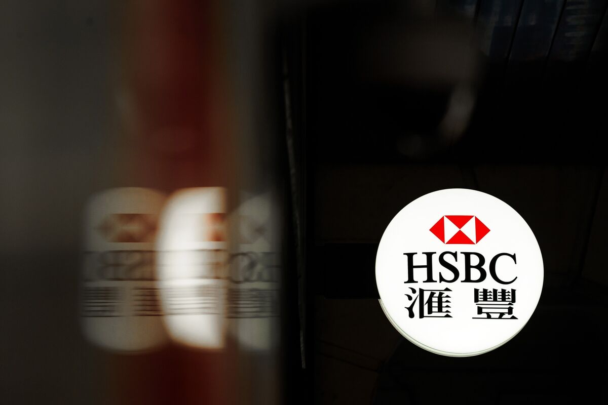 HSBC Joins China Payments System as Nation Pushes for Yuan Usage ...