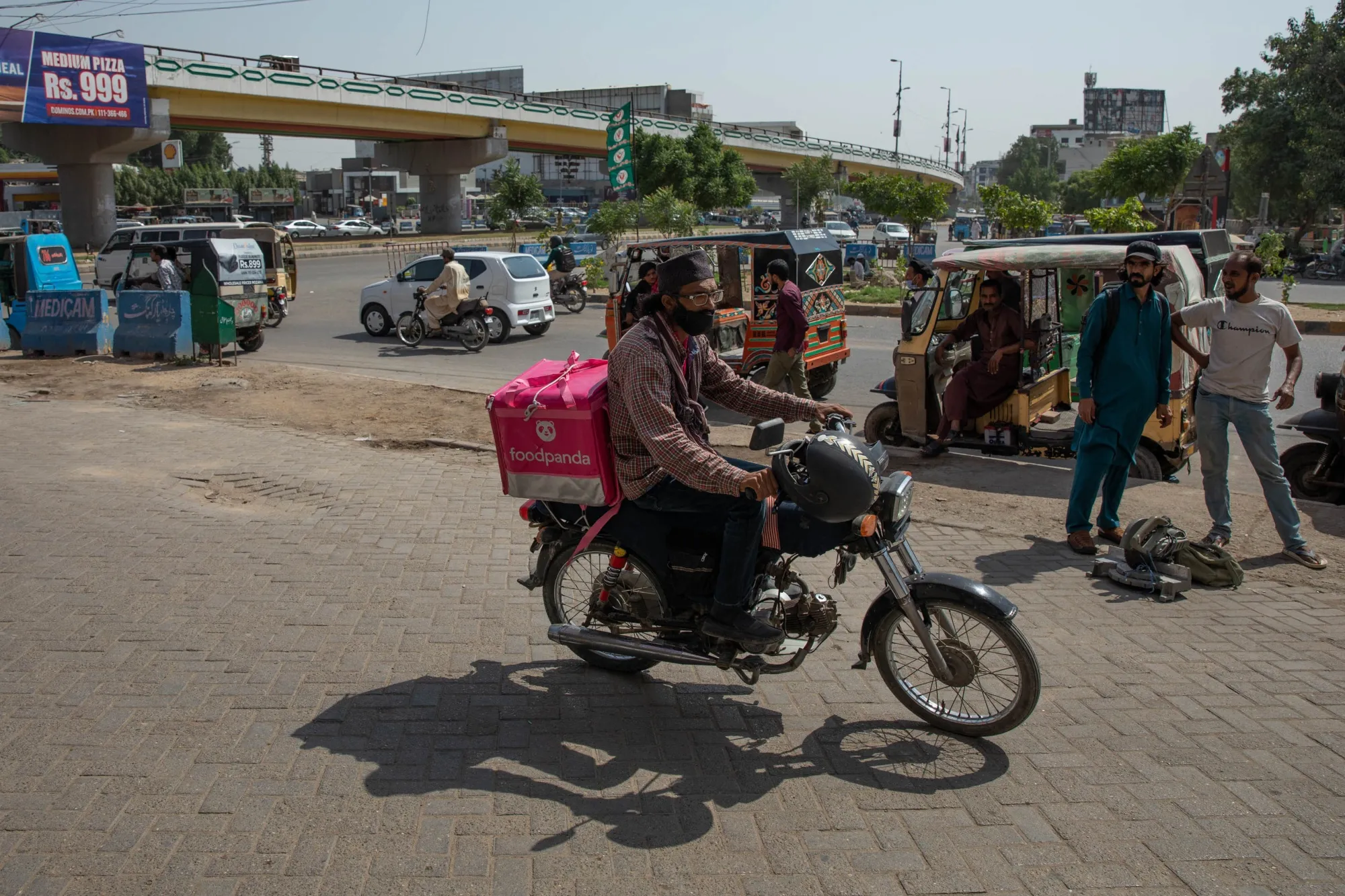 Foodpanda Aims to Double Pakistan Business in Three Years - Bloomberg