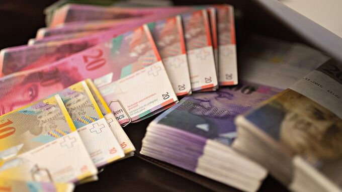 U.S. Names Switzerland, Vietnam Manipulators Over Dong (VND), Franc ...